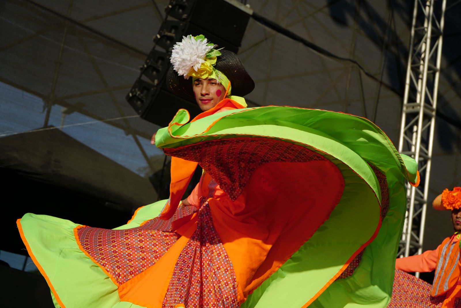 Con homenaje a la Danza de Paloteo, la tradición brilló en Fiesta de ...